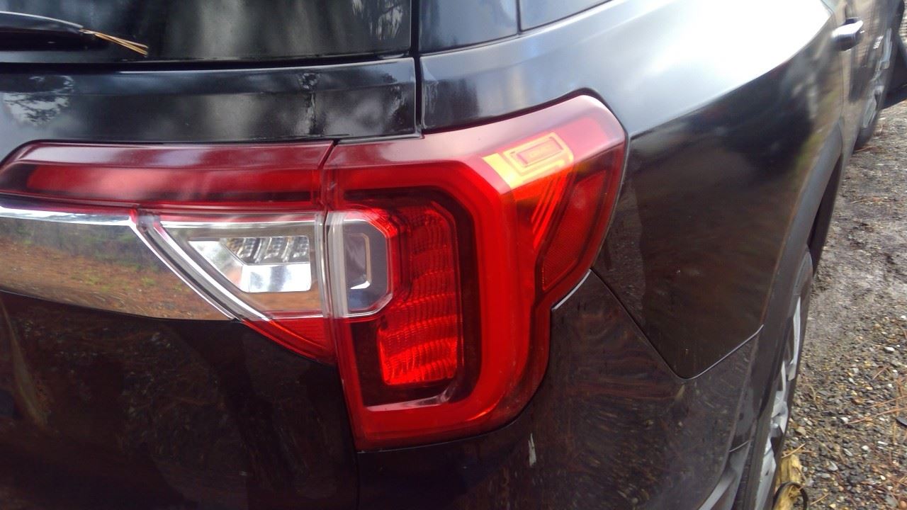 Used 2023 Gmc Acadia Lights Tail Light Right Slt, Quarter Panel M