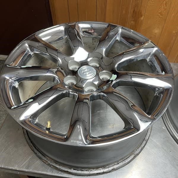 Used 2015 Buick Lacrosse Wheels Wheel 19x8 1 2 (aluminum), Chrome
